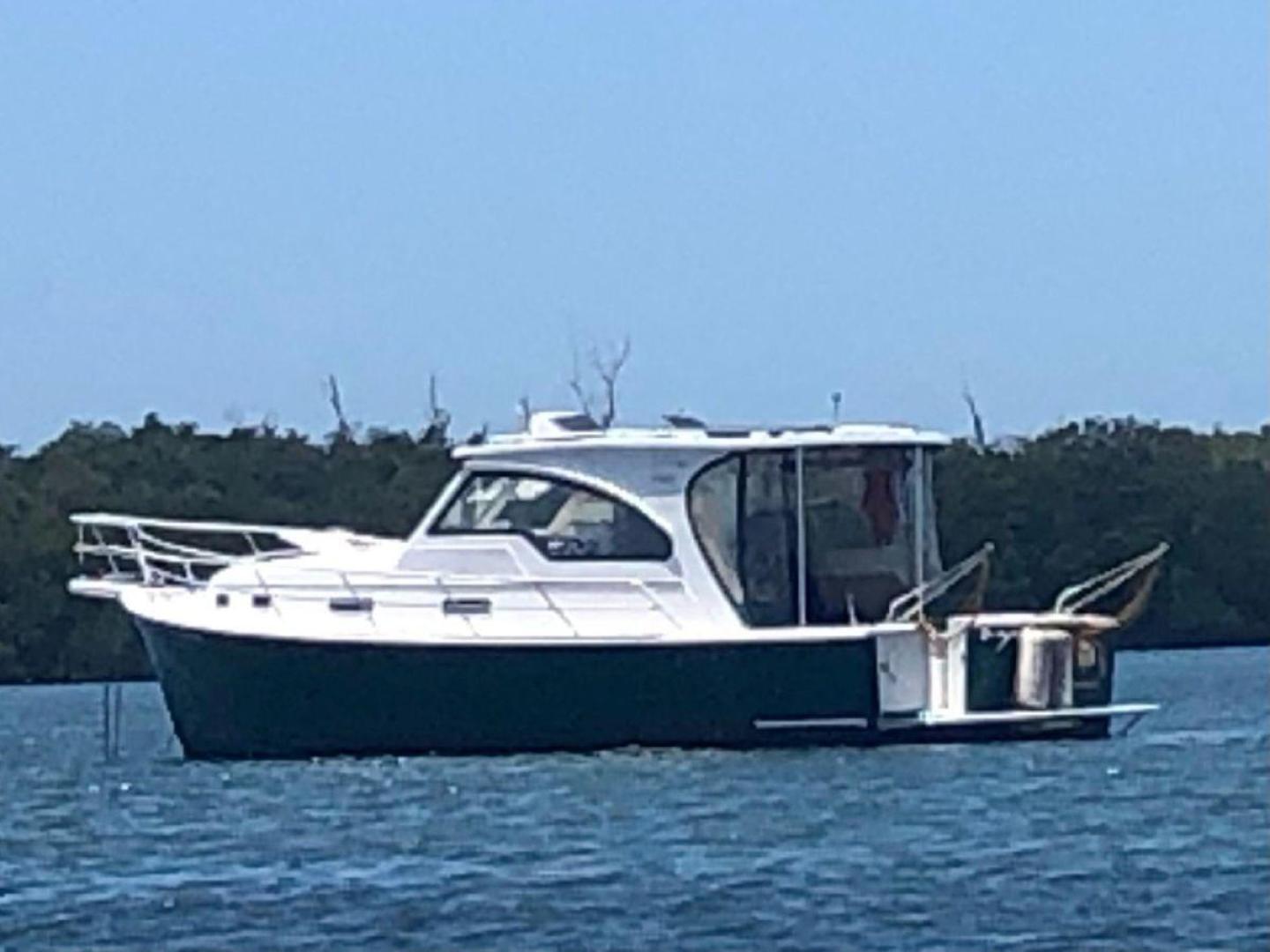 2000 Mainship Pilot 34 Sedan The Tide is High