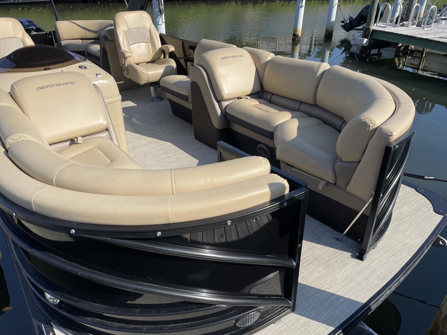 23' Berkshire 23 RFX STS 3.0 for Sale | Pontoon Boats | 2799077 ...