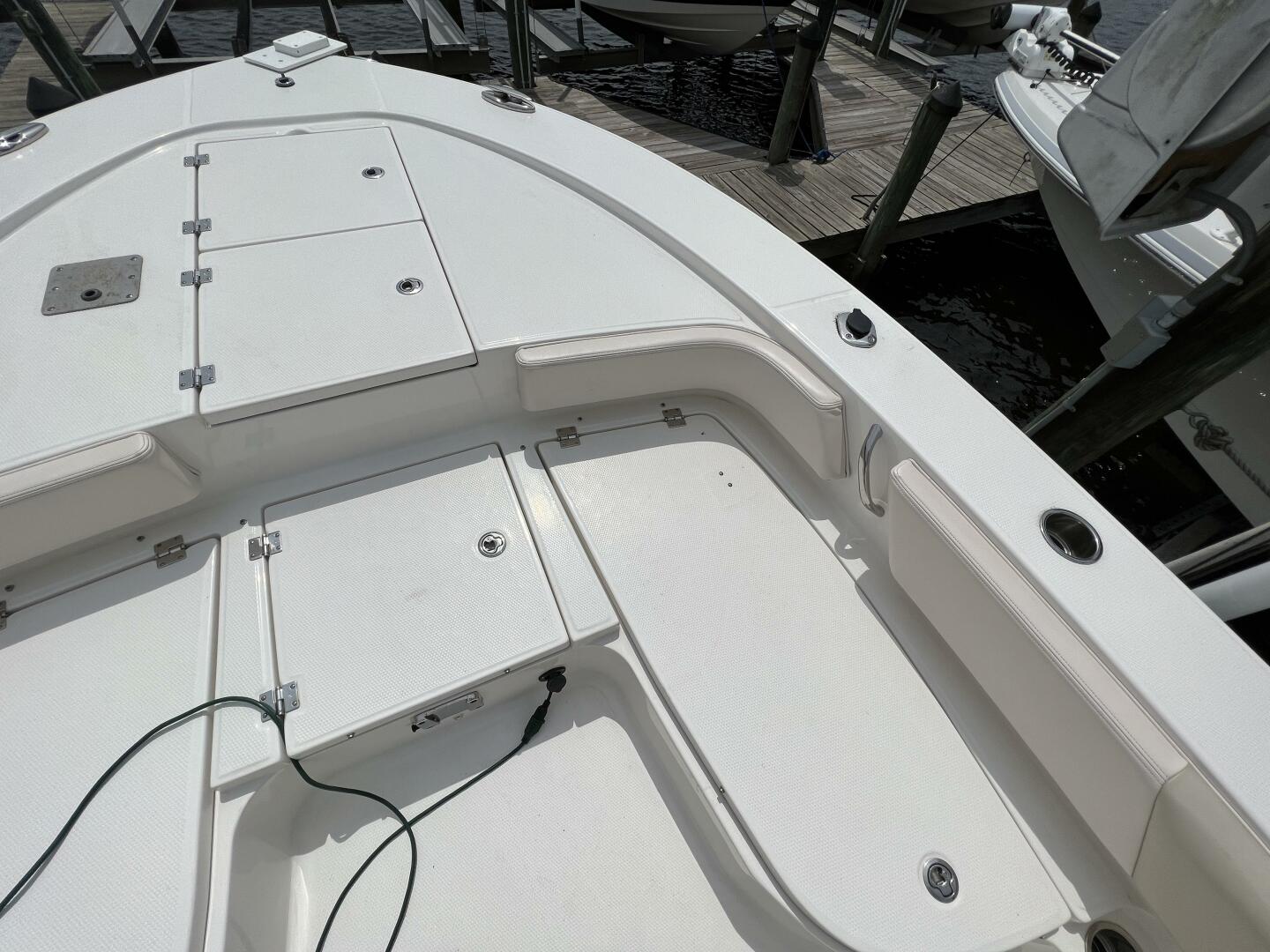 24' 2017 Robalo | Tampa Yacht Sales