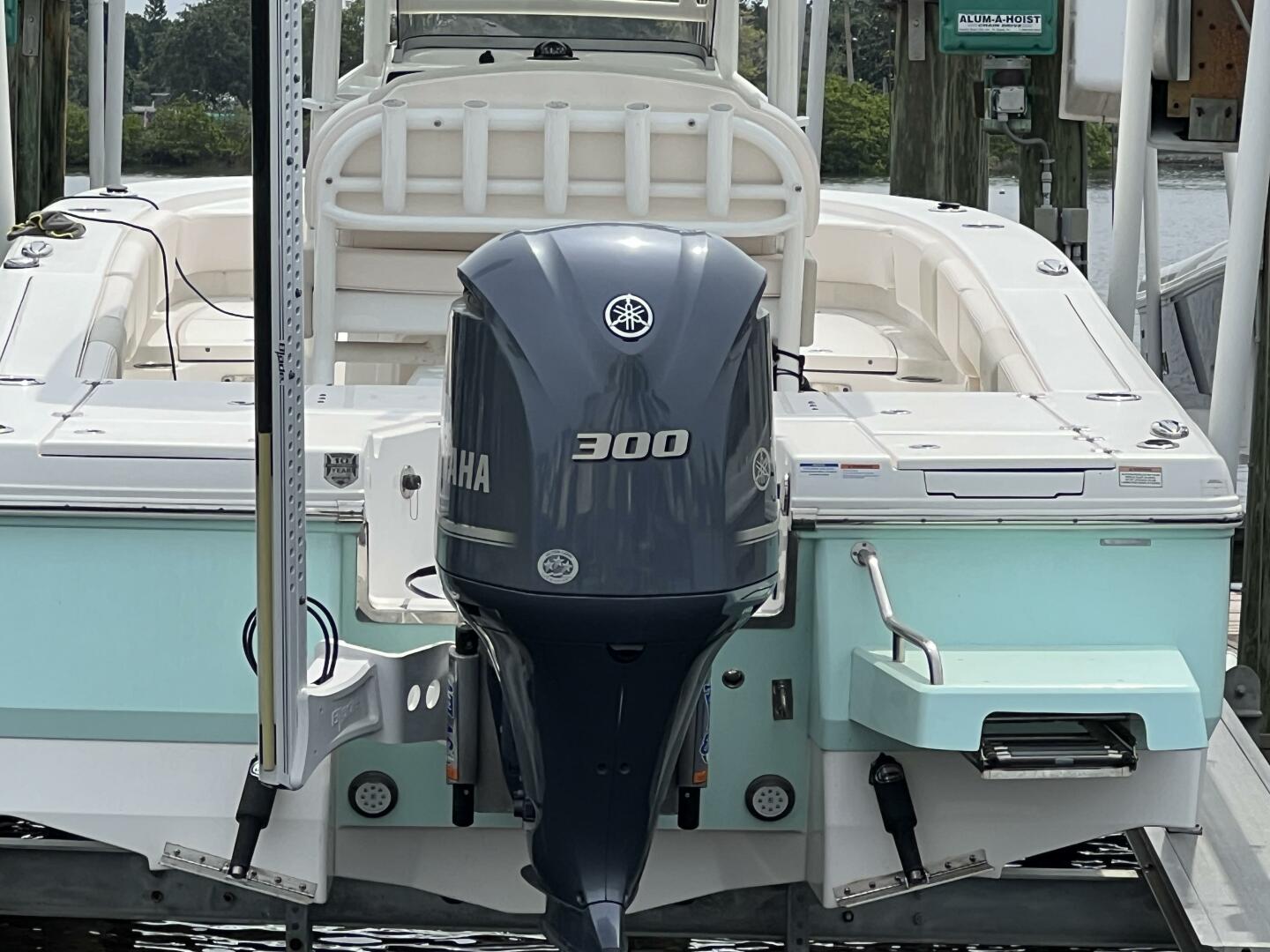 24ft 2017 Robalo Yacht For Sale YBAA Member Yacht Search