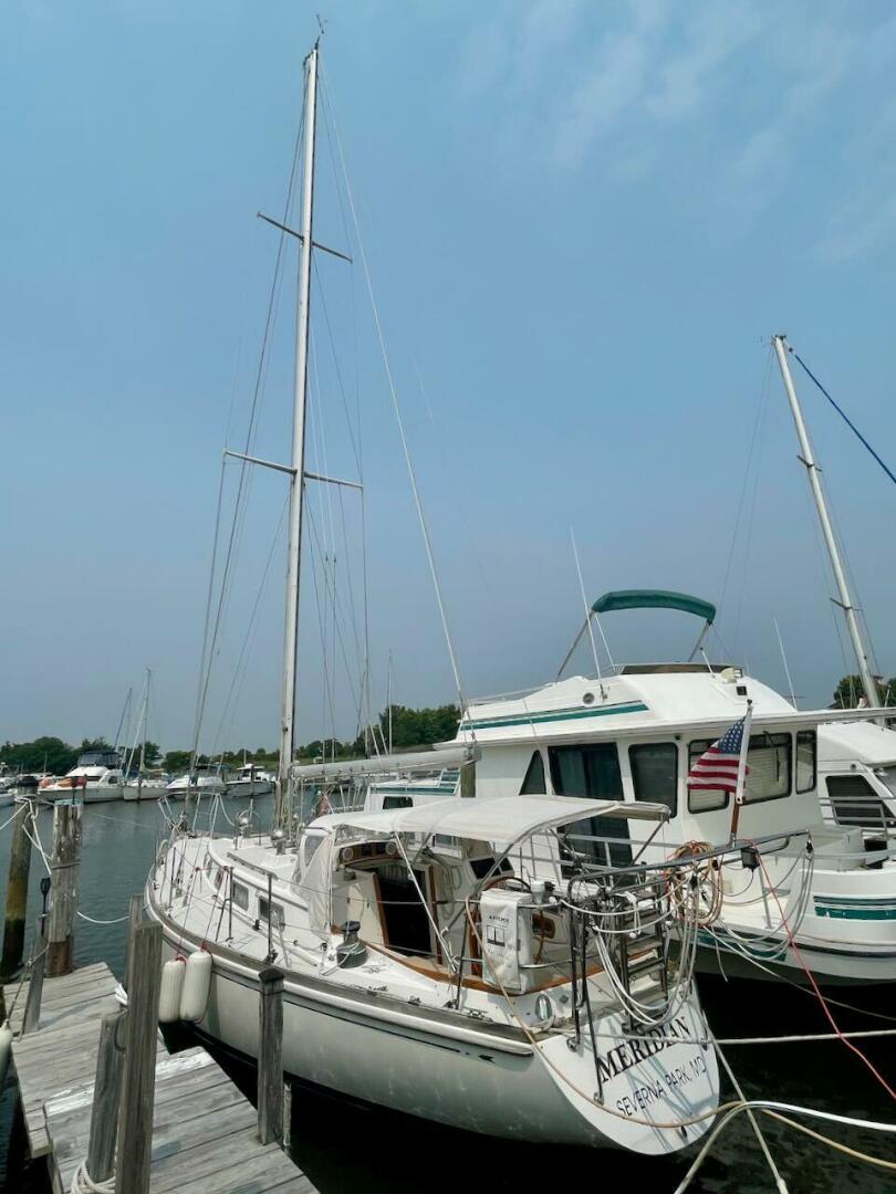 38' Bristol 38.8 for Sale | Sloop | Meridian 2799835 | Curtis Stokes ...