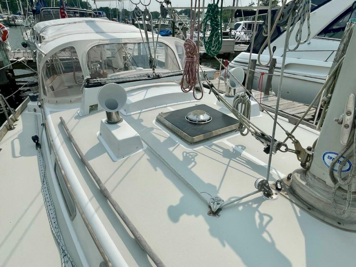 38' Bristol 38.8 for Sale | Sloop | Meridian 2799835 | Curtis Stokes ...