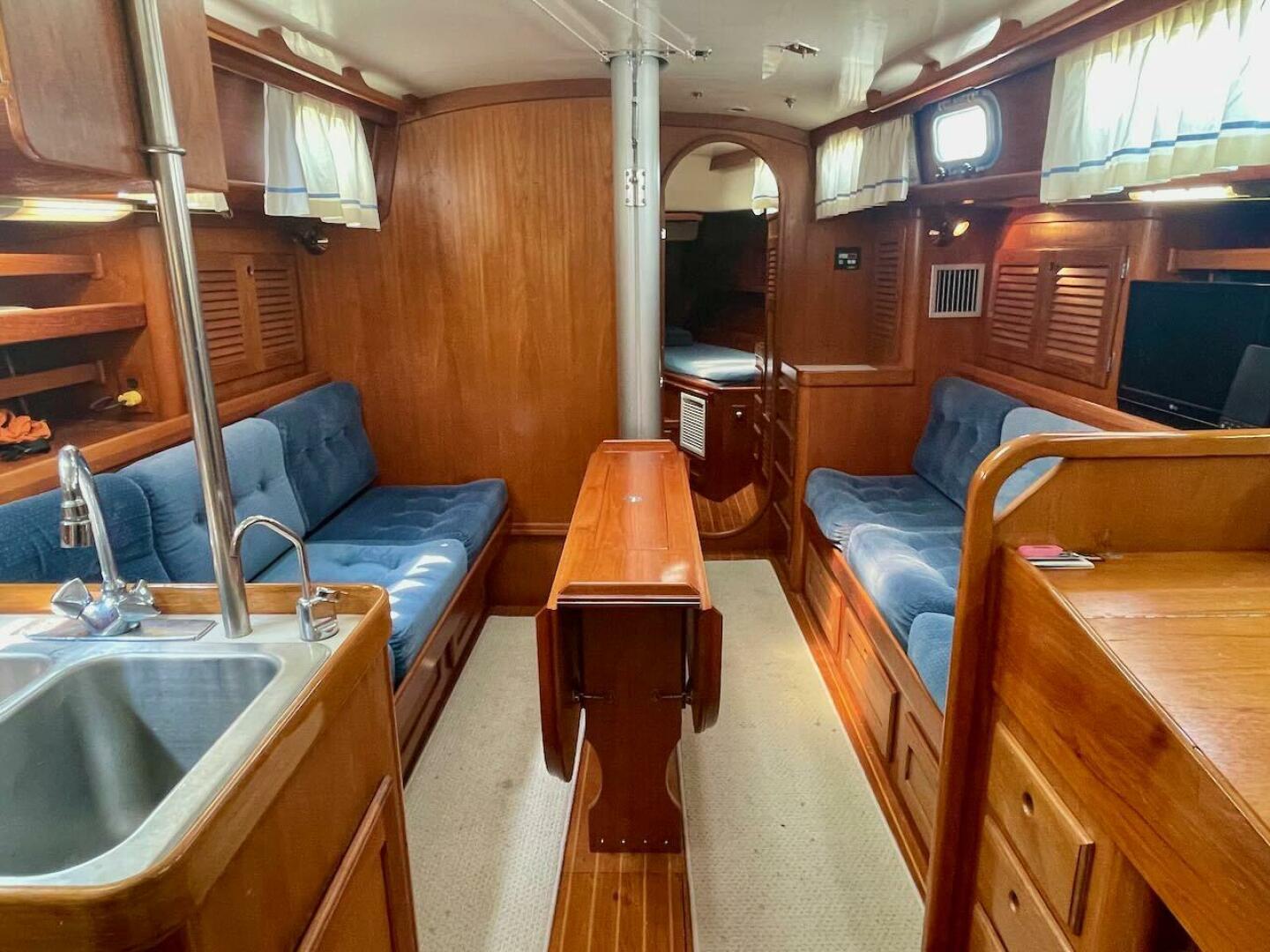 38' Bristol 38.8 for Sale | Sloop | Meridian 2799835 | Curtis Stokes ...