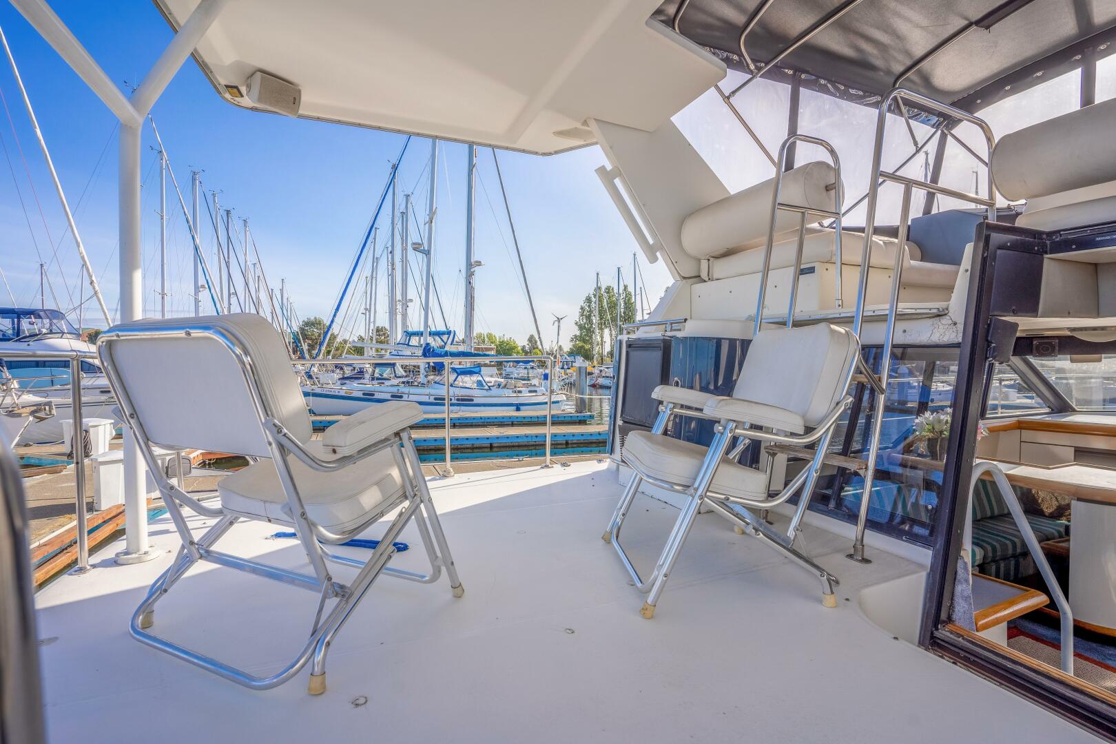 1991 Bayliner 4387 Motor Yacht 43' Yacht For Sale | KAYSREE | Seattle ...