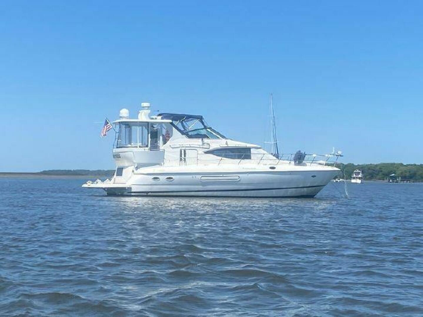 44' Cruisers Yachts 4450 Express Motor Yacht for Sale | Express Cruiser ...