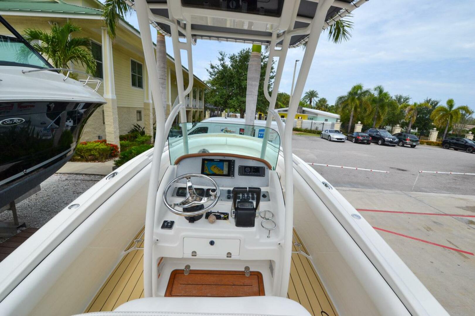 26' 2008 Chris-Craft 26 Catalina | Tampa Yacht Sales