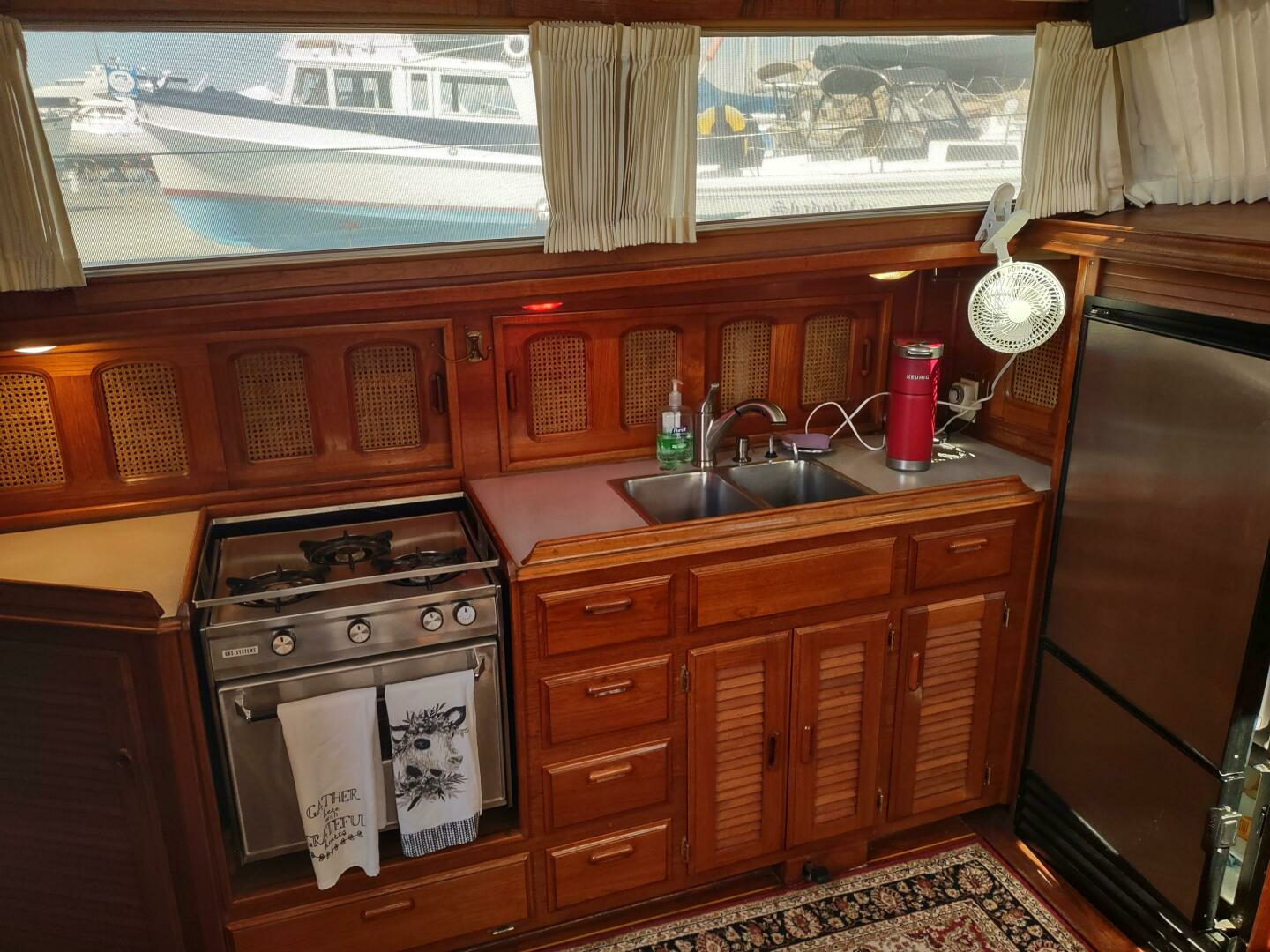 1979 Islander Freeport 41' Yacht For Sale | KUOKOA | Seattle Yachts