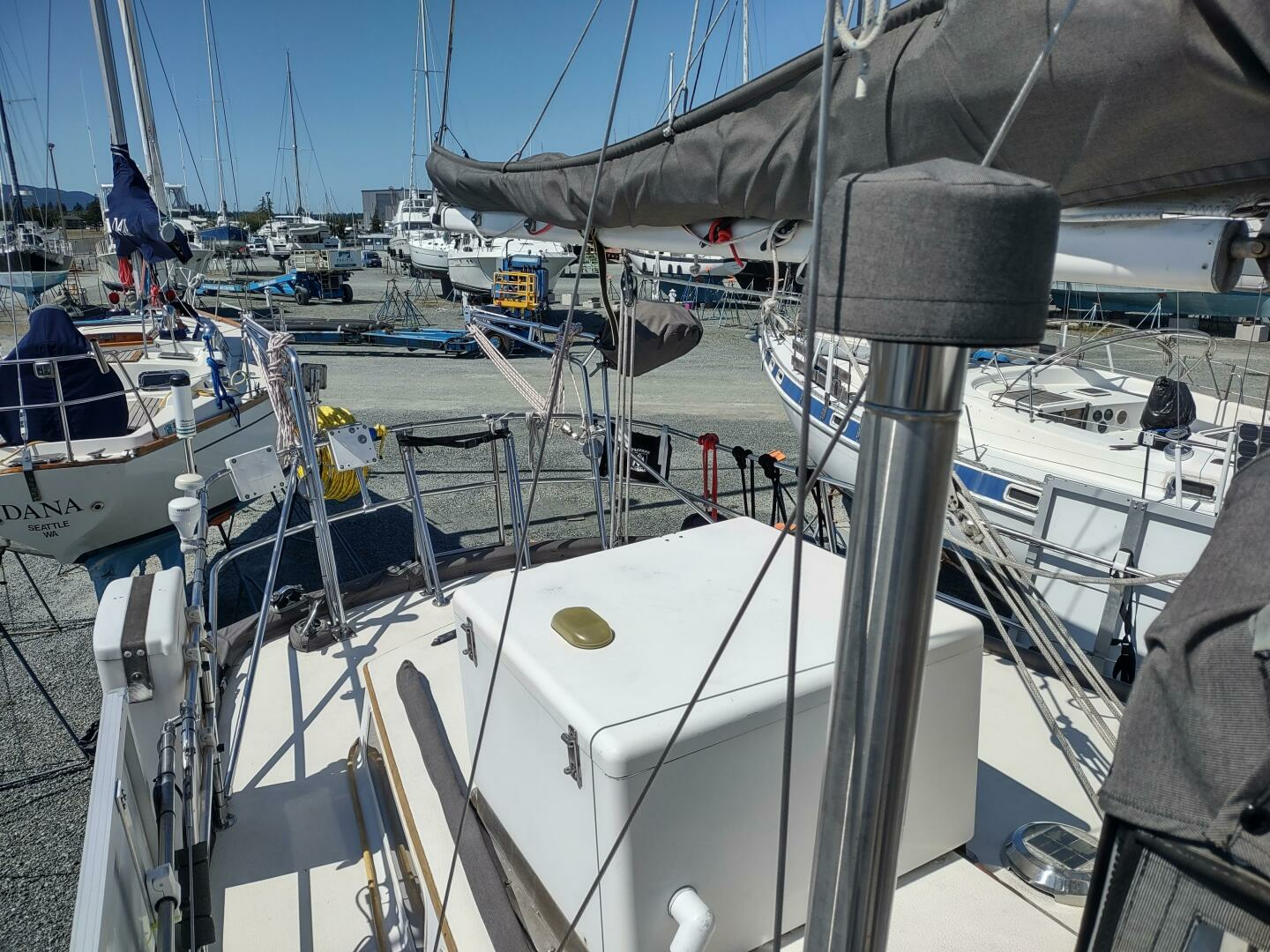 1979 Islander Freeport 41' Yacht For Sale | KUOKOA | Seattle Yachts