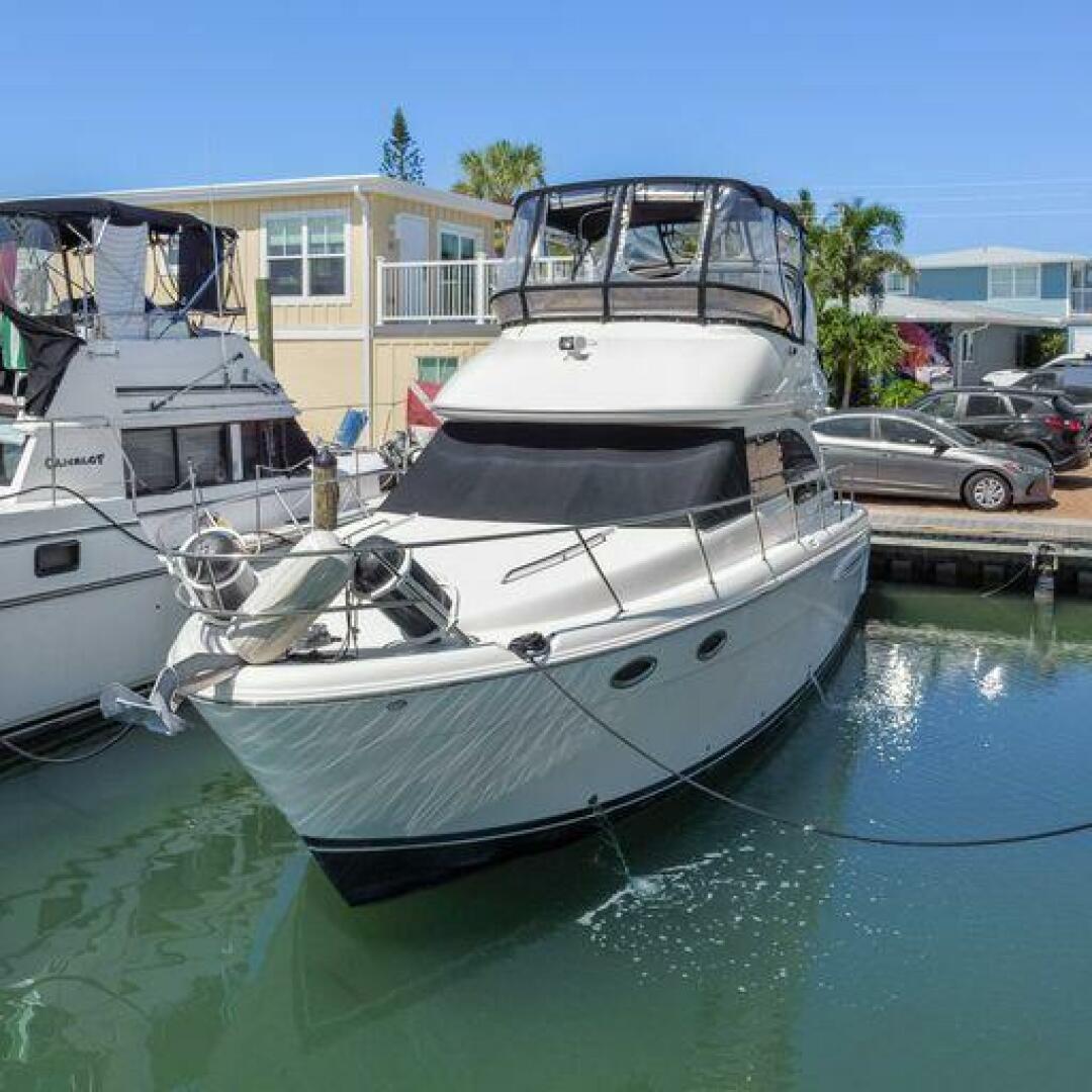 34' Meridian 341 Sedan for Sale | Motor Yachts | 2800834 | Curtis ...