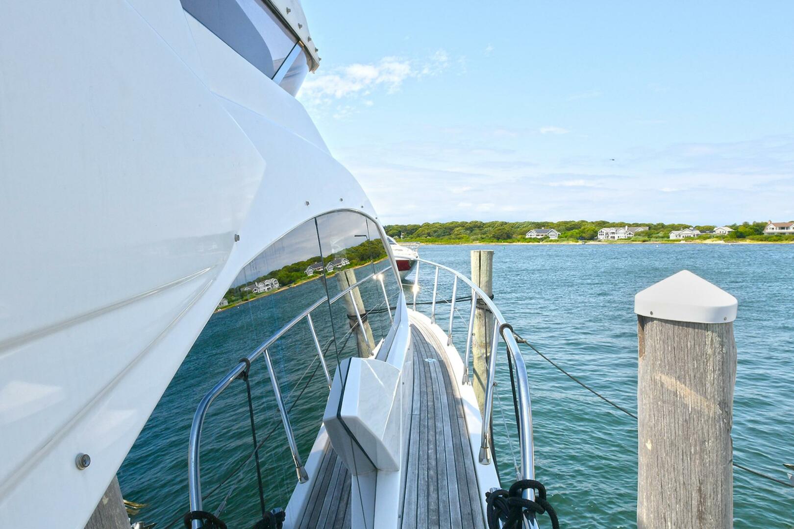 2016 Azimut 50 Flybridge Yacht For Sale | BONO TEMPO | SI Yachts