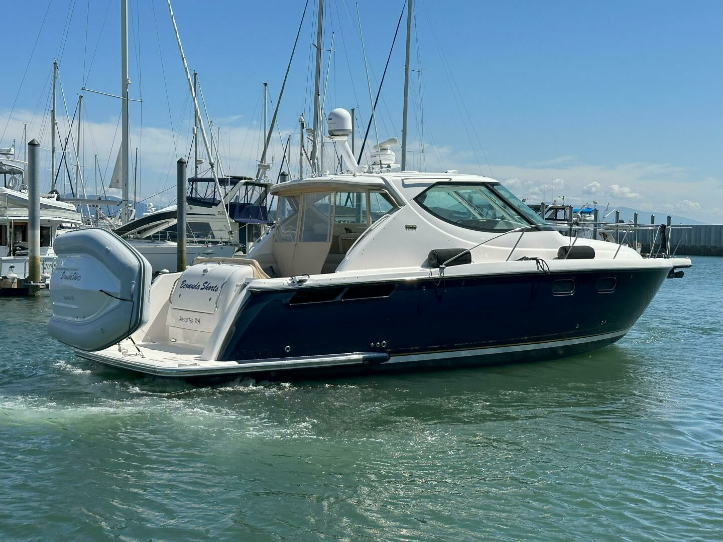 2009 Tiara Yachts 3900 Sovran 39' Yacht For Sale | BERMUDA SHORTS ...