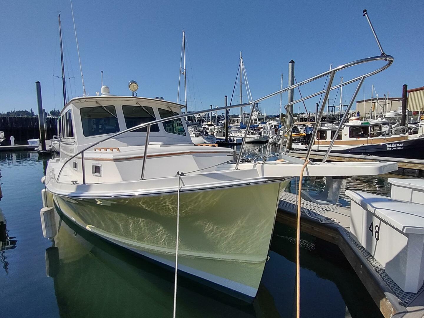1986 Blue Seas 31' Yacht For Sale | OLIVA ROSE | Seattle Yachts
