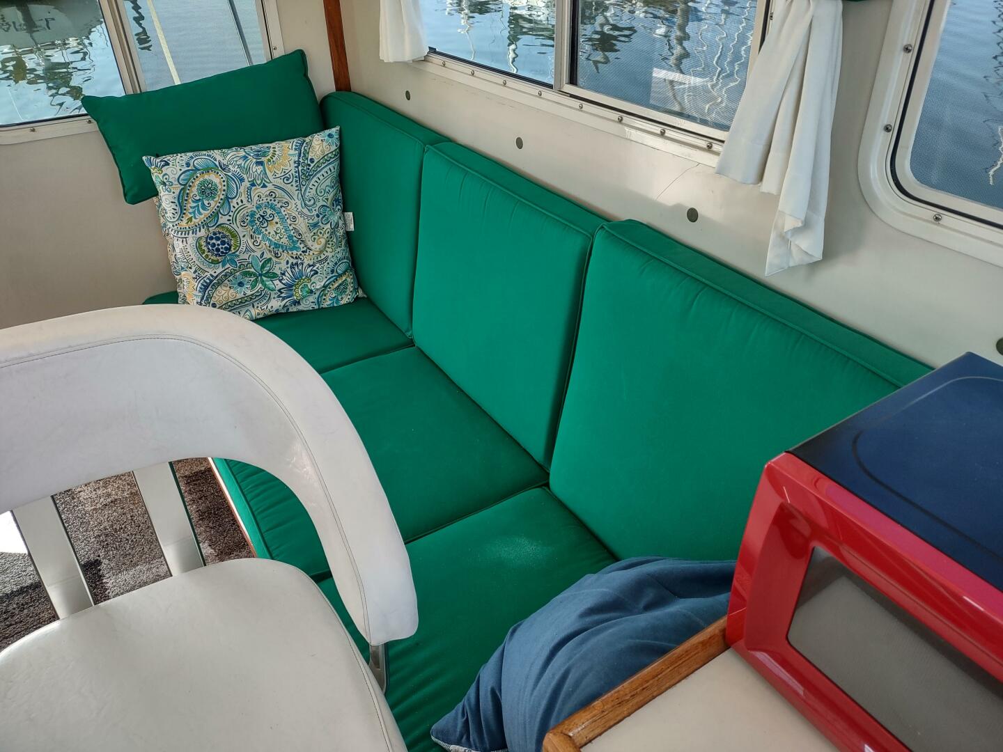 1986 Blue Seas 31' Yacht For Sale | OLIVA ROSE | Seattle Yachts