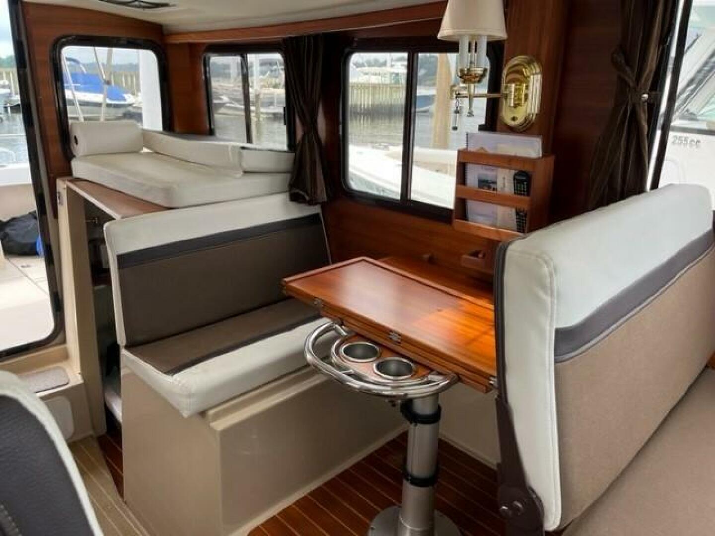 2011 Ranger Tugs R-27 for sale