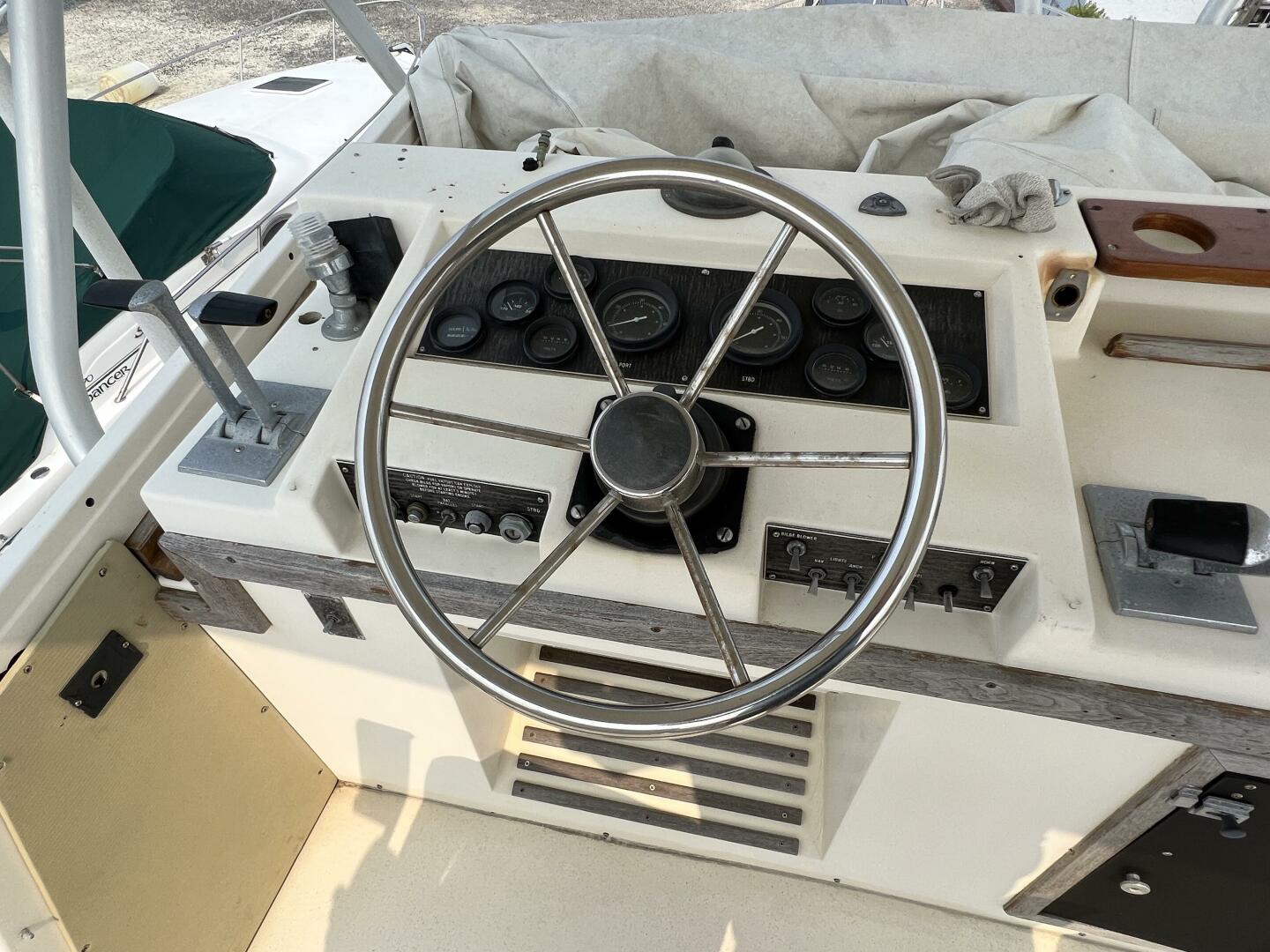 1980 Pacemaker 34 for sale