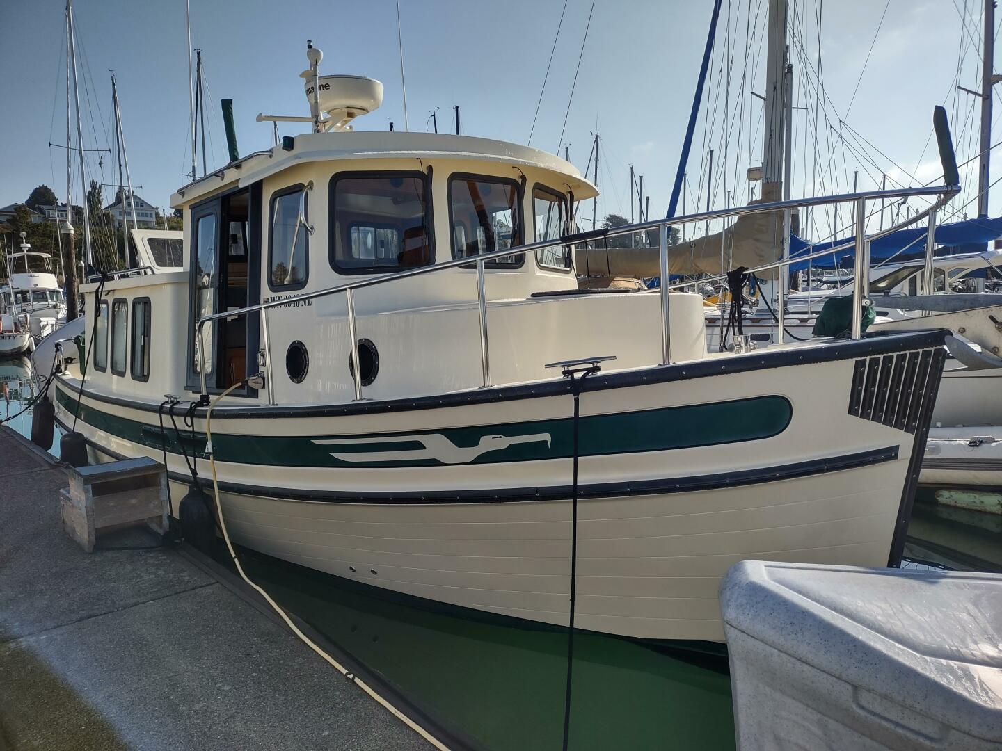 32' Nordic Tugs for Sale | Trawlers | MOONSHADOW | Curtis Stokes Yacht ...