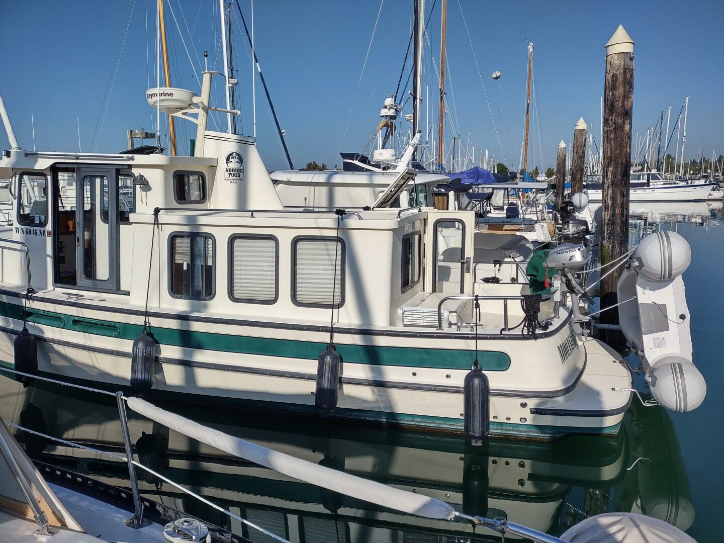 32' Nordic Tugs for Sale | Trawlers | MOONSHADOW | Curtis Stokes Yacht ...