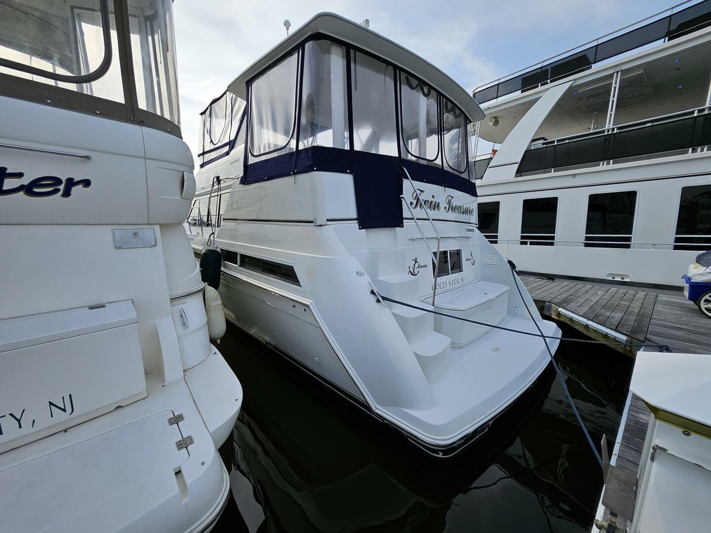 1998 Carver 405 Aft Cabin for sale