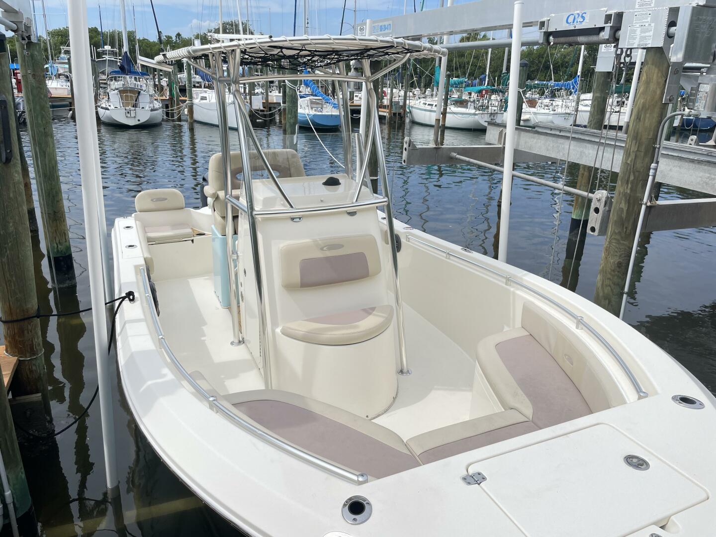 21' 2016 Cobia 217 CC | Tampa Yacht Sales