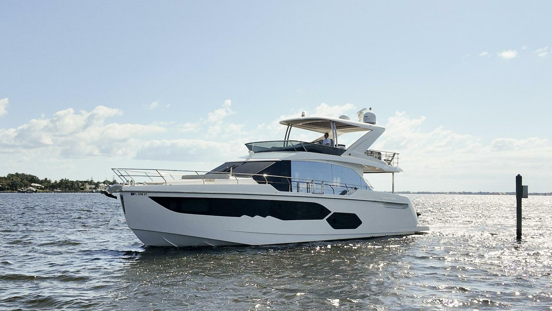 2019 Absolute 58 Fly Yacht For Sale | SI Yachts