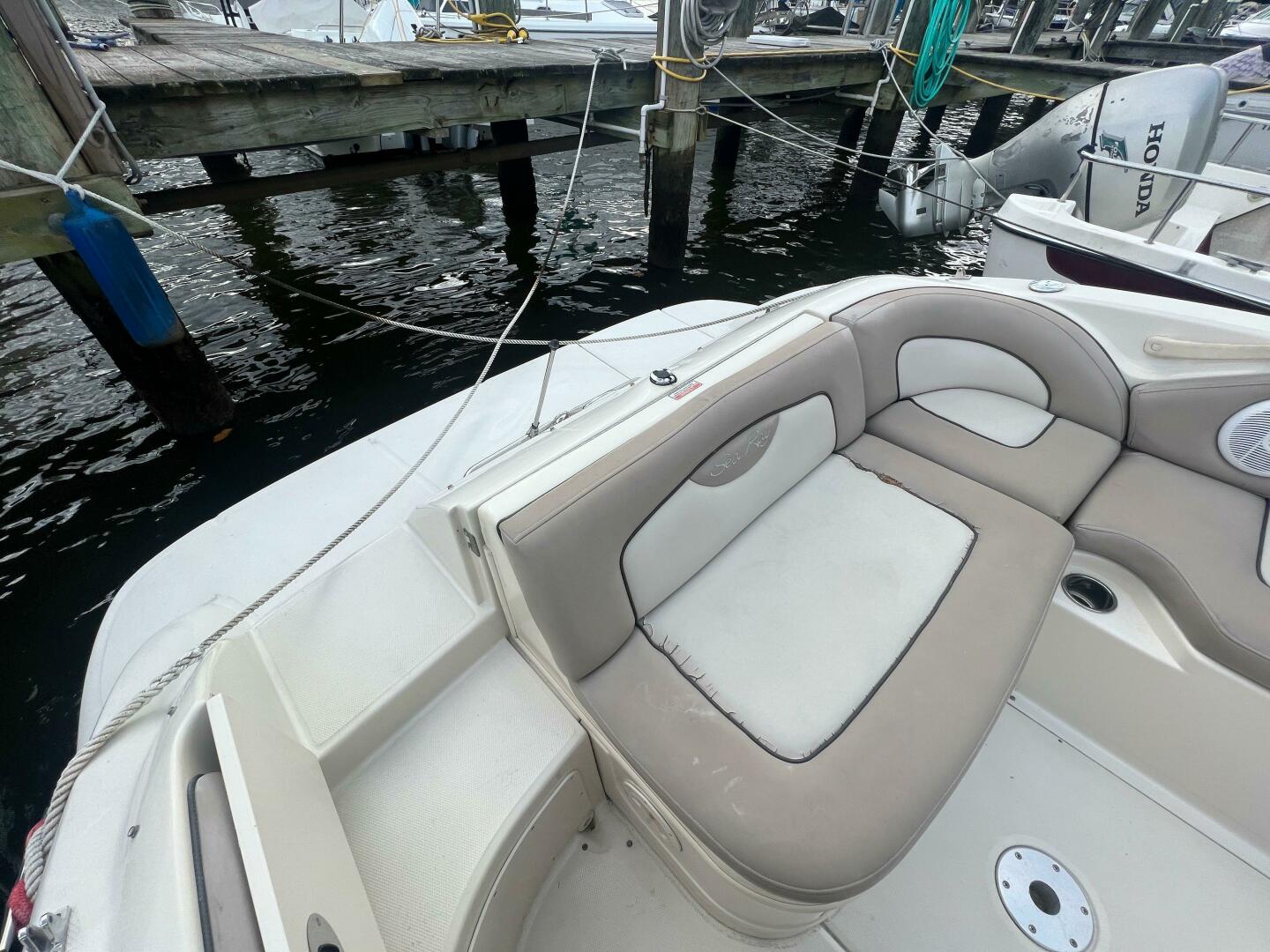 2003 Sea Ray 27' 270 Sundeck, For Sale in Riva, Maryland | Bluewater ...