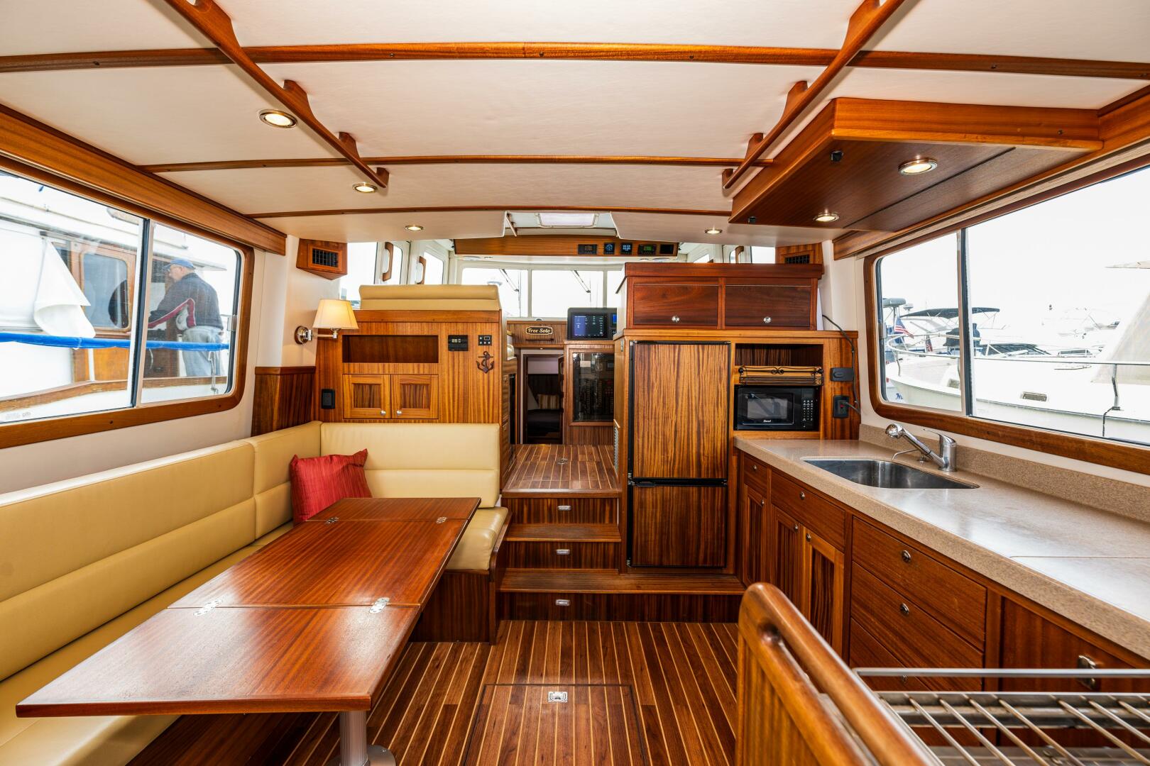 2014 Nordic Tugs 39' Yacht For Sale | FREE SOLO | Seattle Yachts