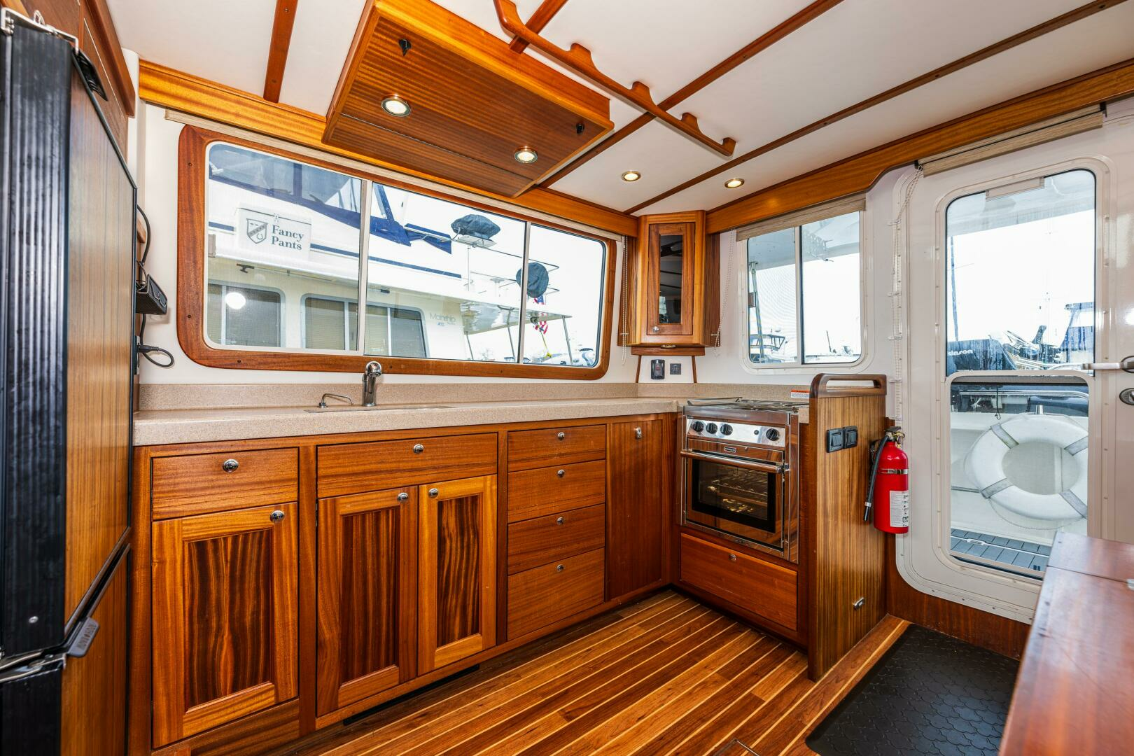 2014 Nordic Tugs 39' Yacht For Sale | FREE SOLO | Seattle Yachts