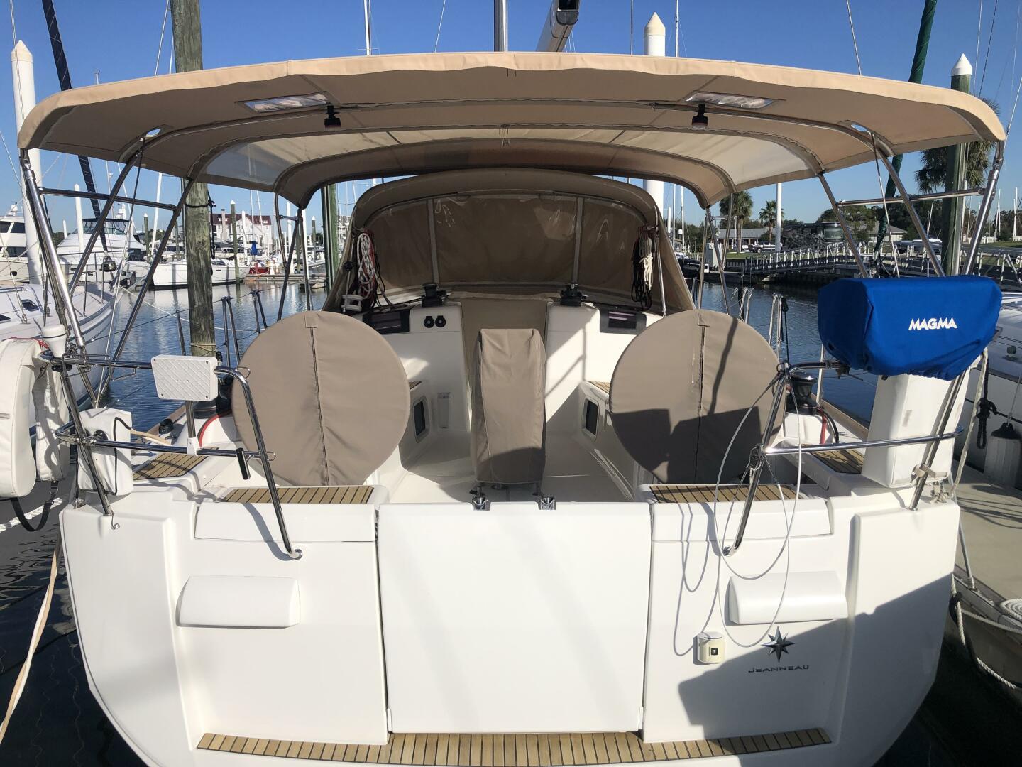 Solana 43ft 2016 Jeanneau Yacht For Sale Murray Yacht Sales