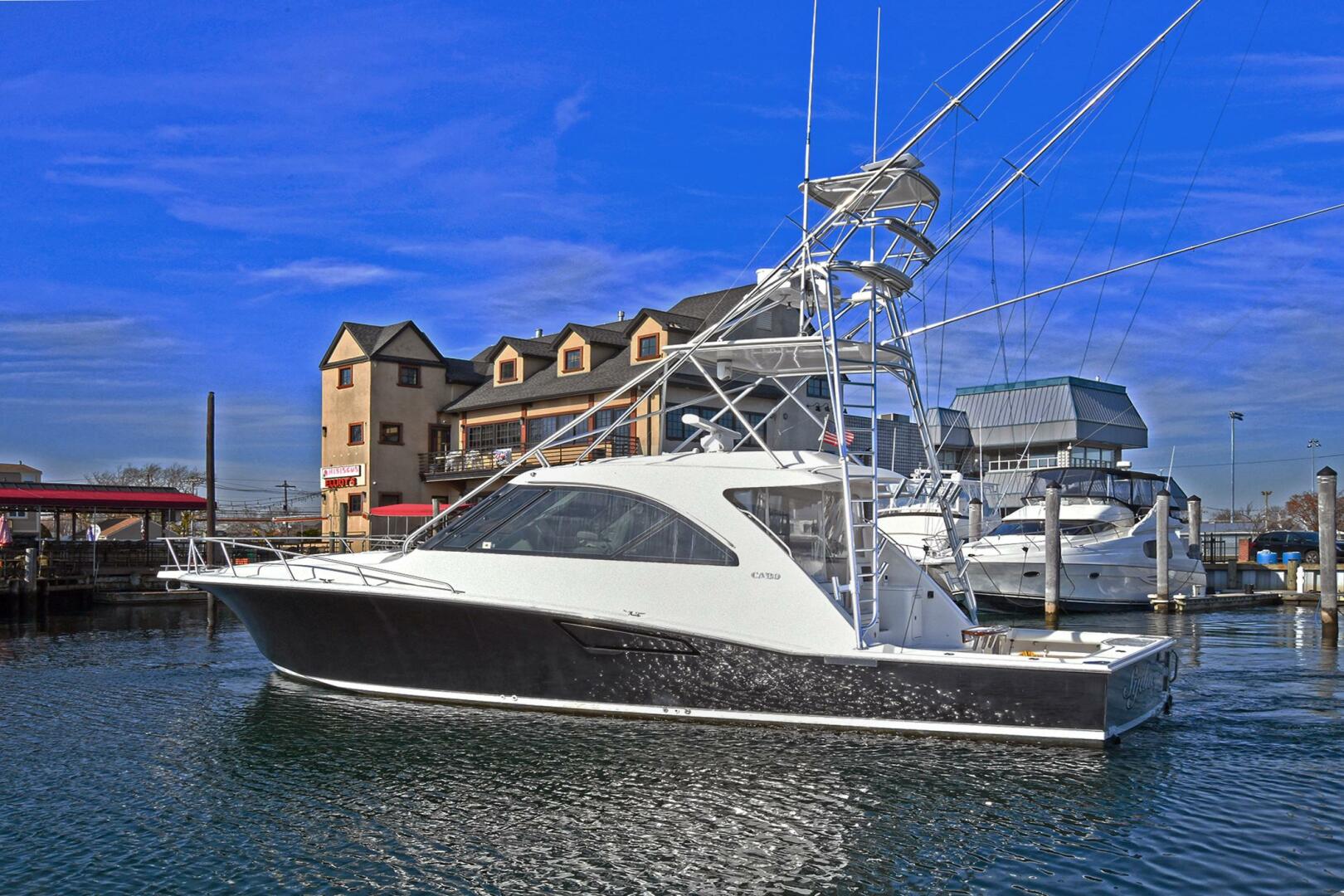 2013 Cabo 44 HTX Yacht For Sale | SI Yachts