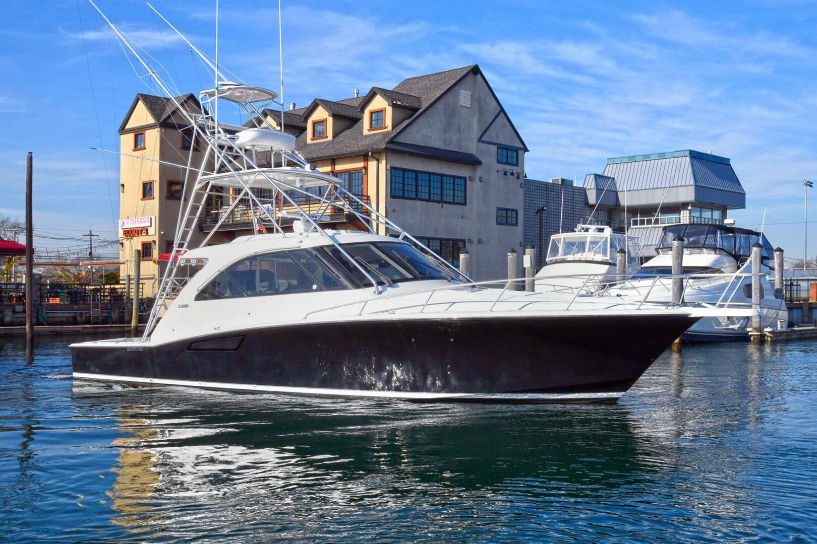 2013 Cabo 44 HTX Yacht For Sale | SI Yachts