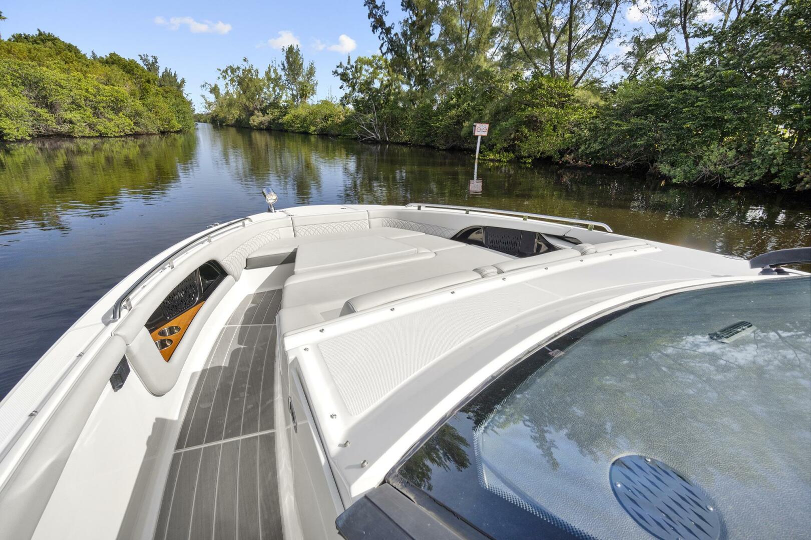 37ft 2021 Sea Ray Yacht For Sale Southpaw Yacht Sales