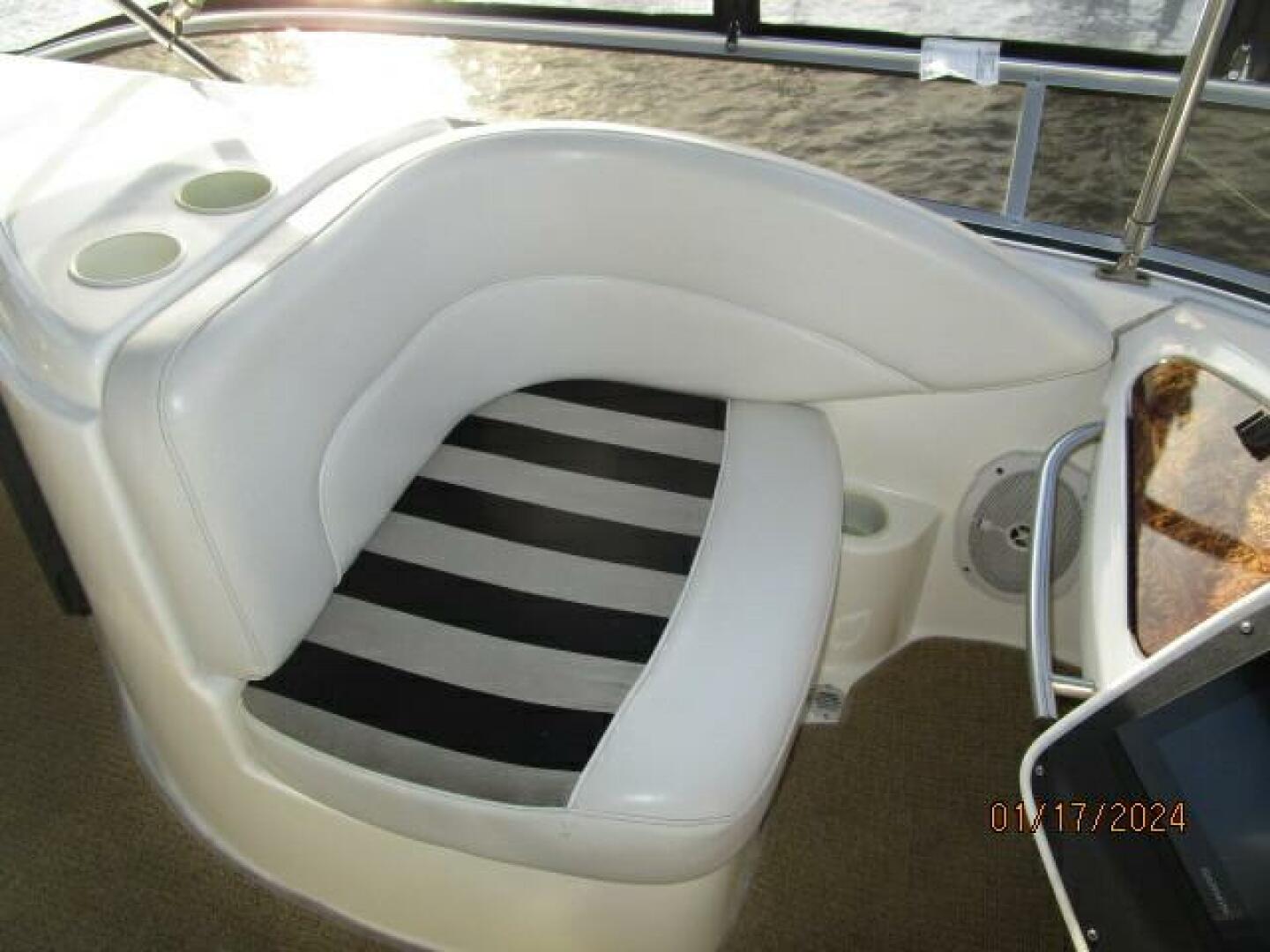 40' Meridian 408 for Sale | Motor Yachts | Moxie 2807850 | Curtis ...