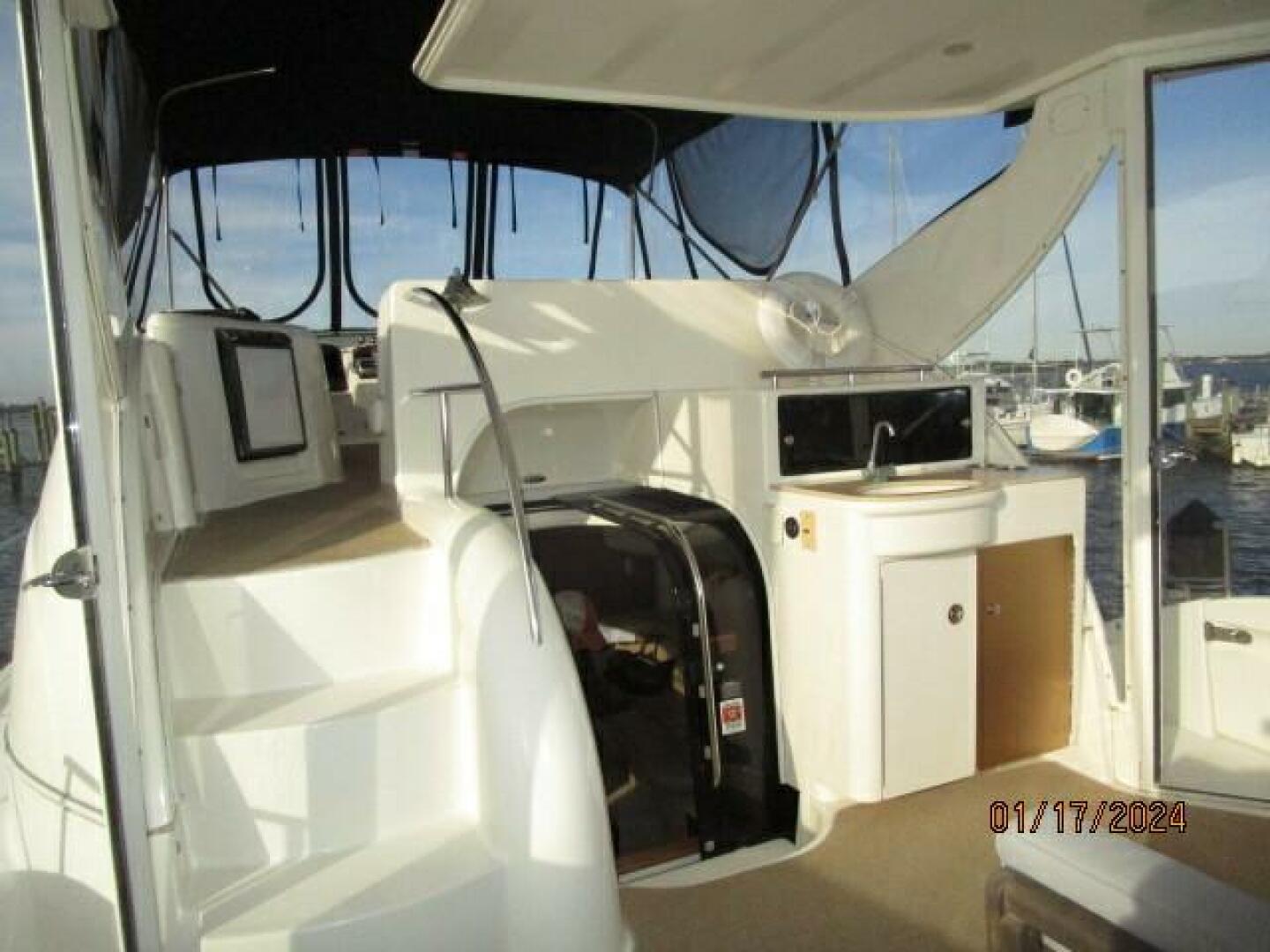 40' Meridian 408 for Sale | Motor Yachts | Moxie 2807850 | Curtis ...