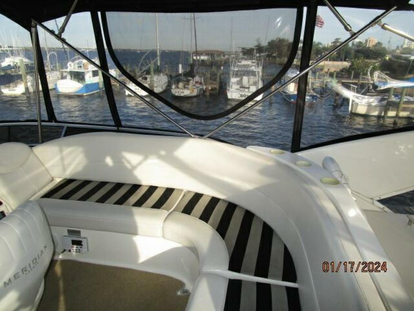 40' Meridian 408 for Sale | Motor Yachts | Moxie 2807850 | Curtis ...