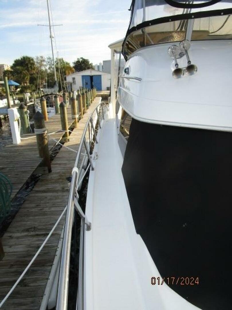 40' Meridian 408 for Sale | Motor Yachts | Moxie 2807850 | Curtis ...