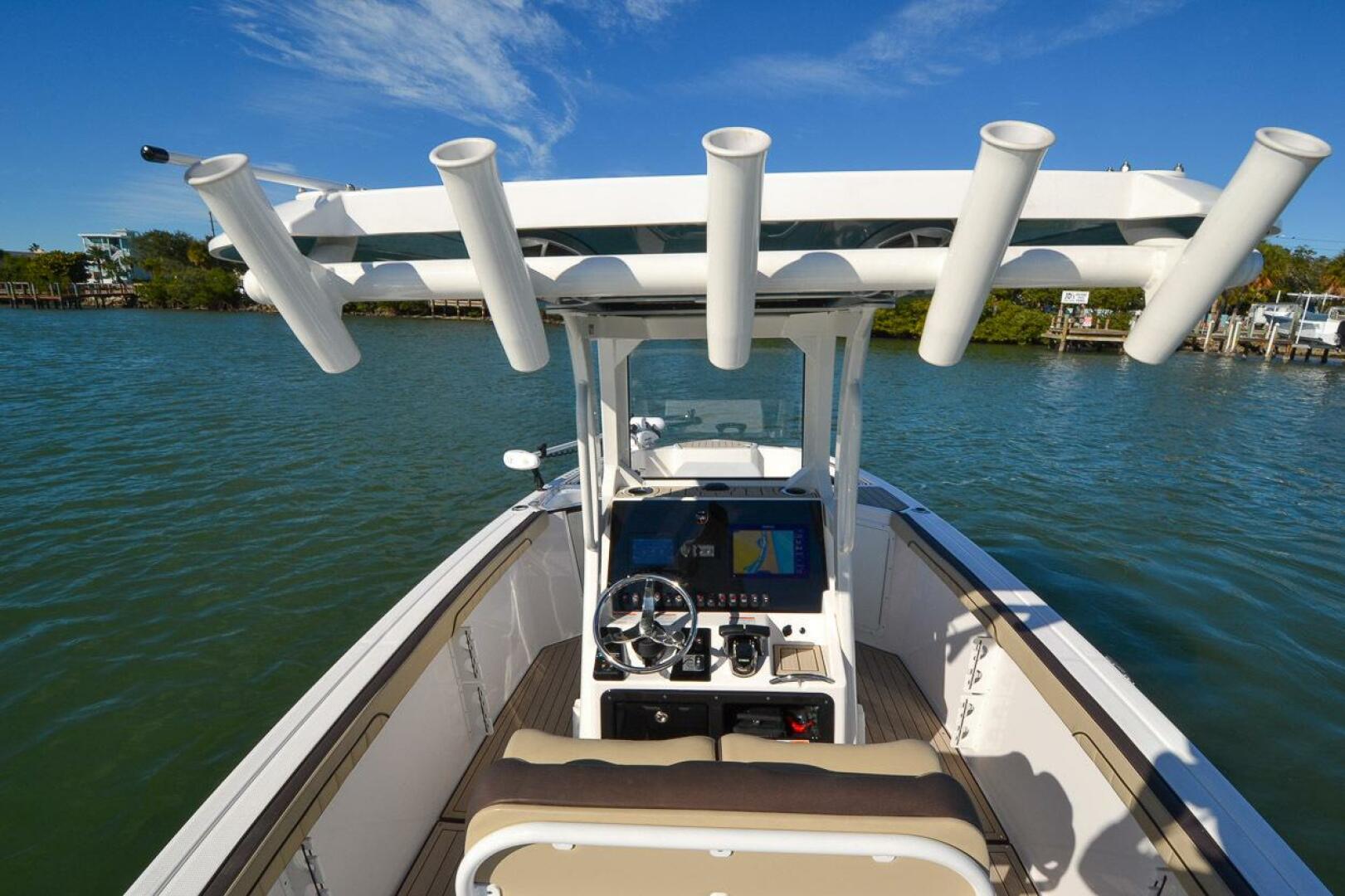 25' 2021 Yamaha Boats 255 FSH Sport E | Tampa Yacht Sales