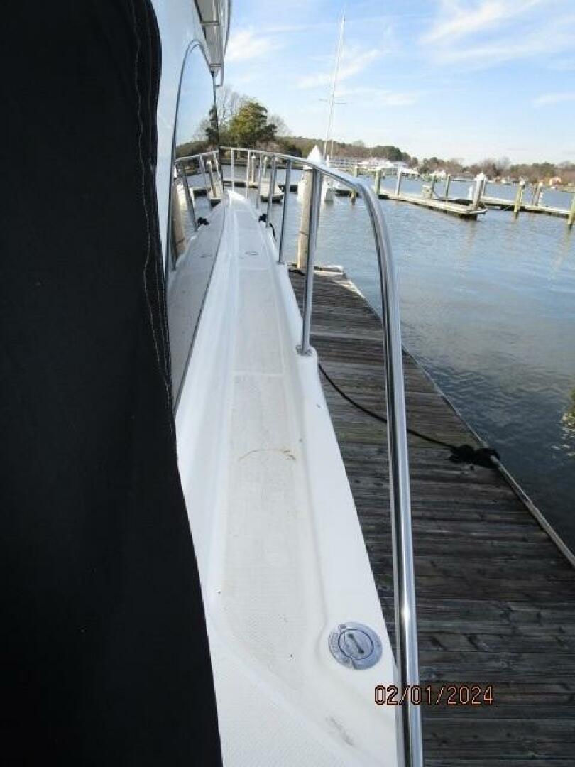 41' Meridian 411 for Sale | Motor Yachts | Impetuous 2808826 | Curtis ...