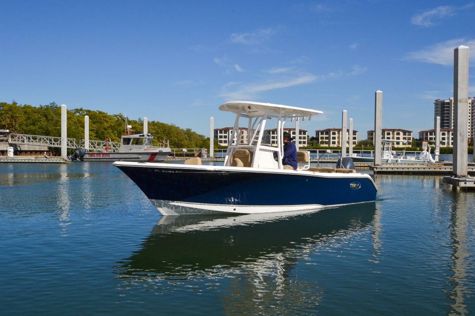 22' 2018 Sea Hunt 225 Ultra | Tampa Yacht Sales