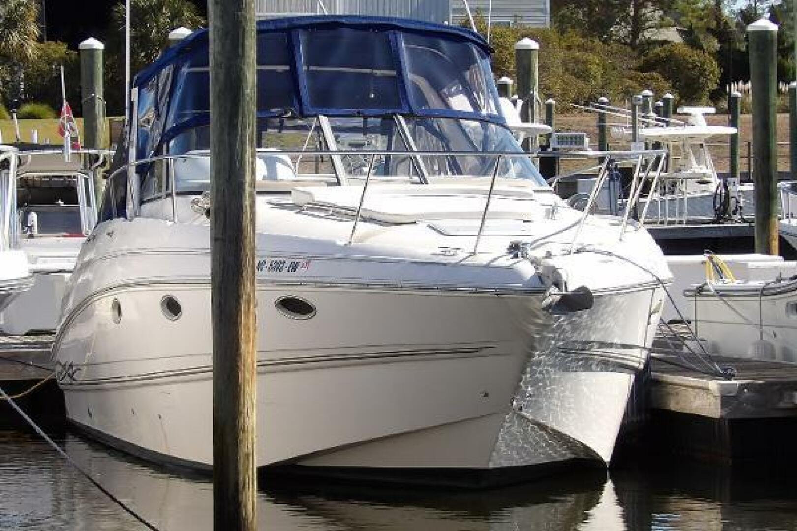 2000 Larson 32 for sale in Little River, South Carolina by Brewer Yacht ...