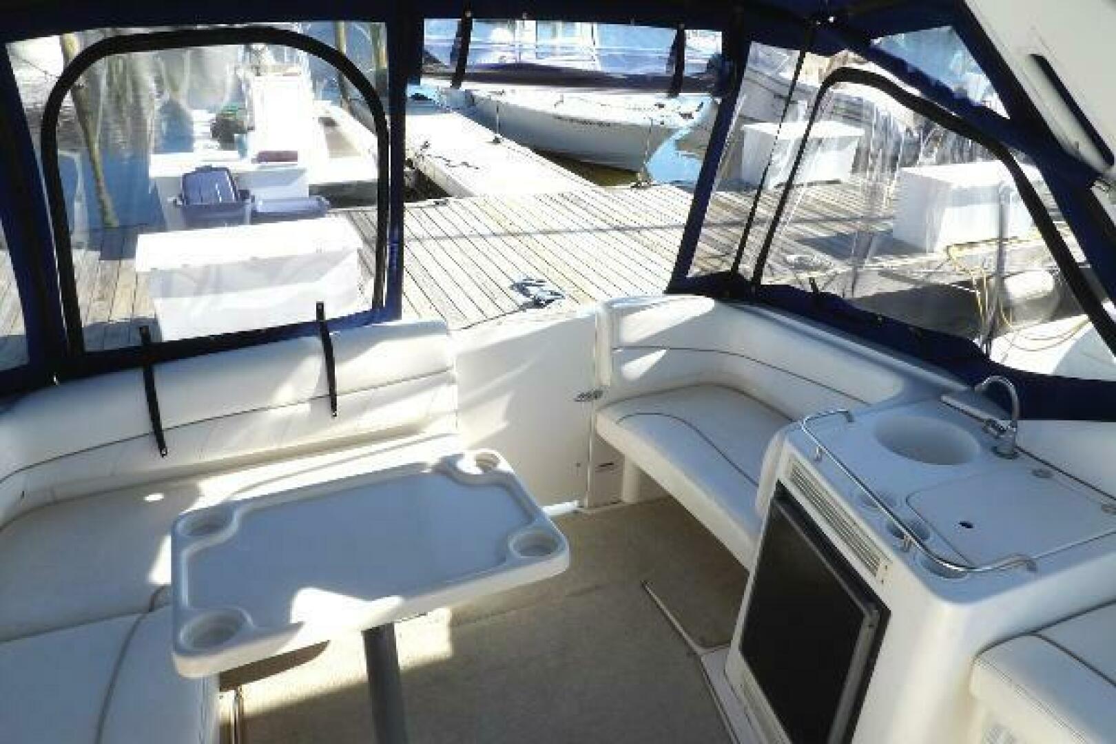 2000 Larson 32 for sale in Little River, South Carolina by Brewer Yacht ...