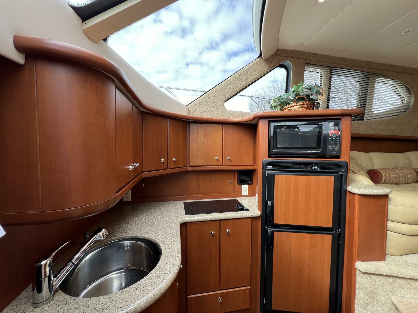 2006 Silverton 34C for sale in Westbrook, Connecticut by Brewer Yacht Sales