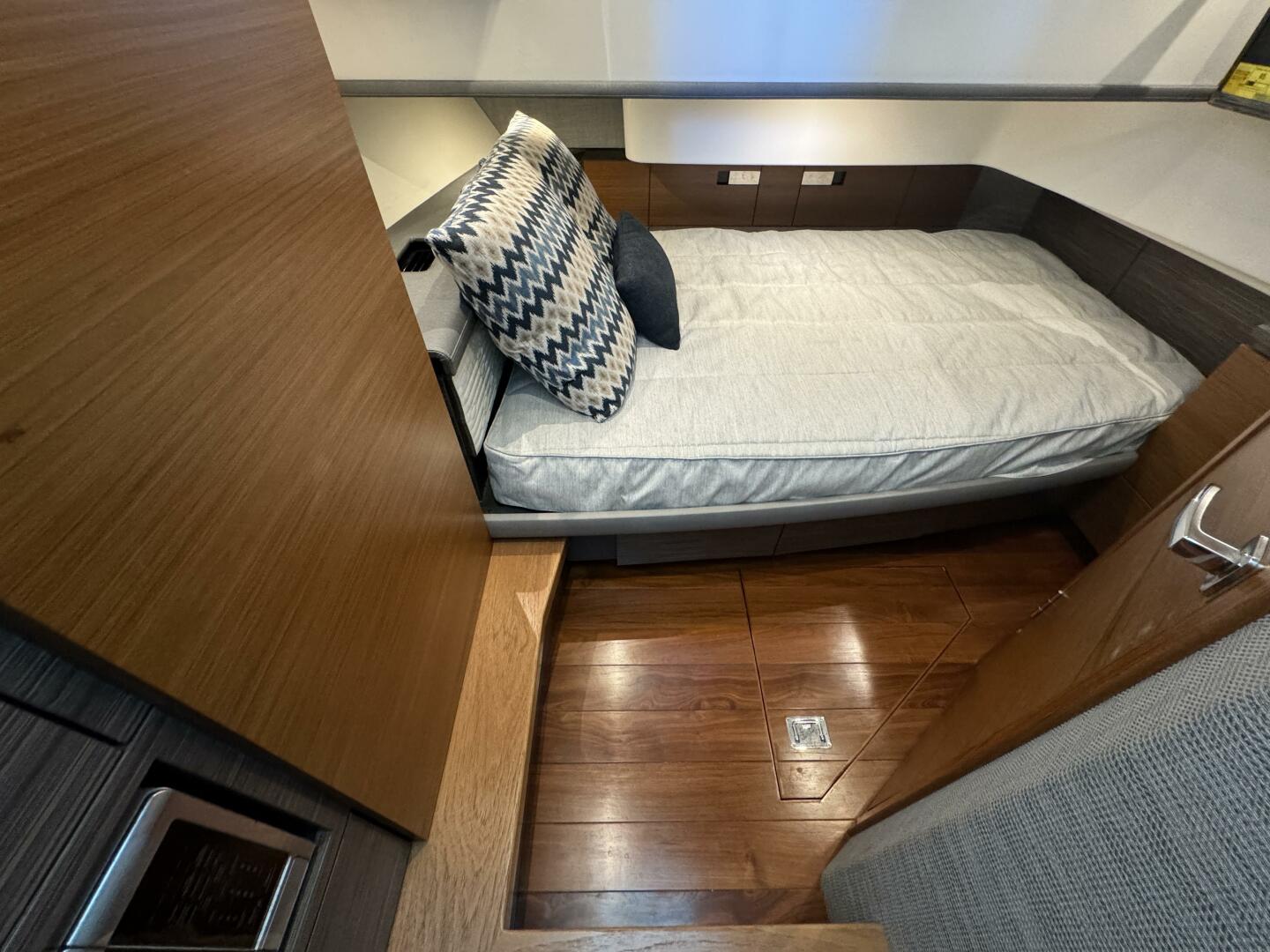 2020 Tiara 38 Ls No Name Yacht For Sale