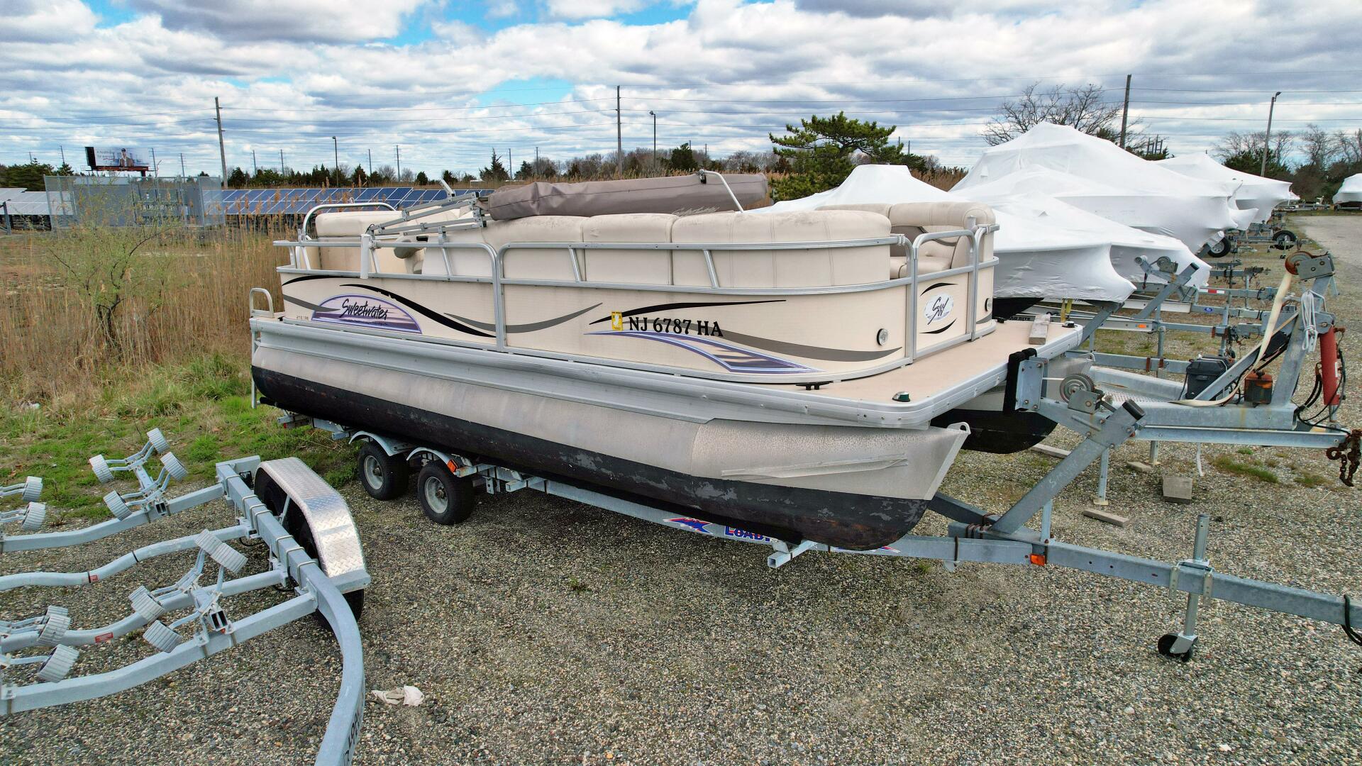 21' Sweetwater for Sale | Pontoon Boats | 2812311 | Curtis Stokes Yacht ...