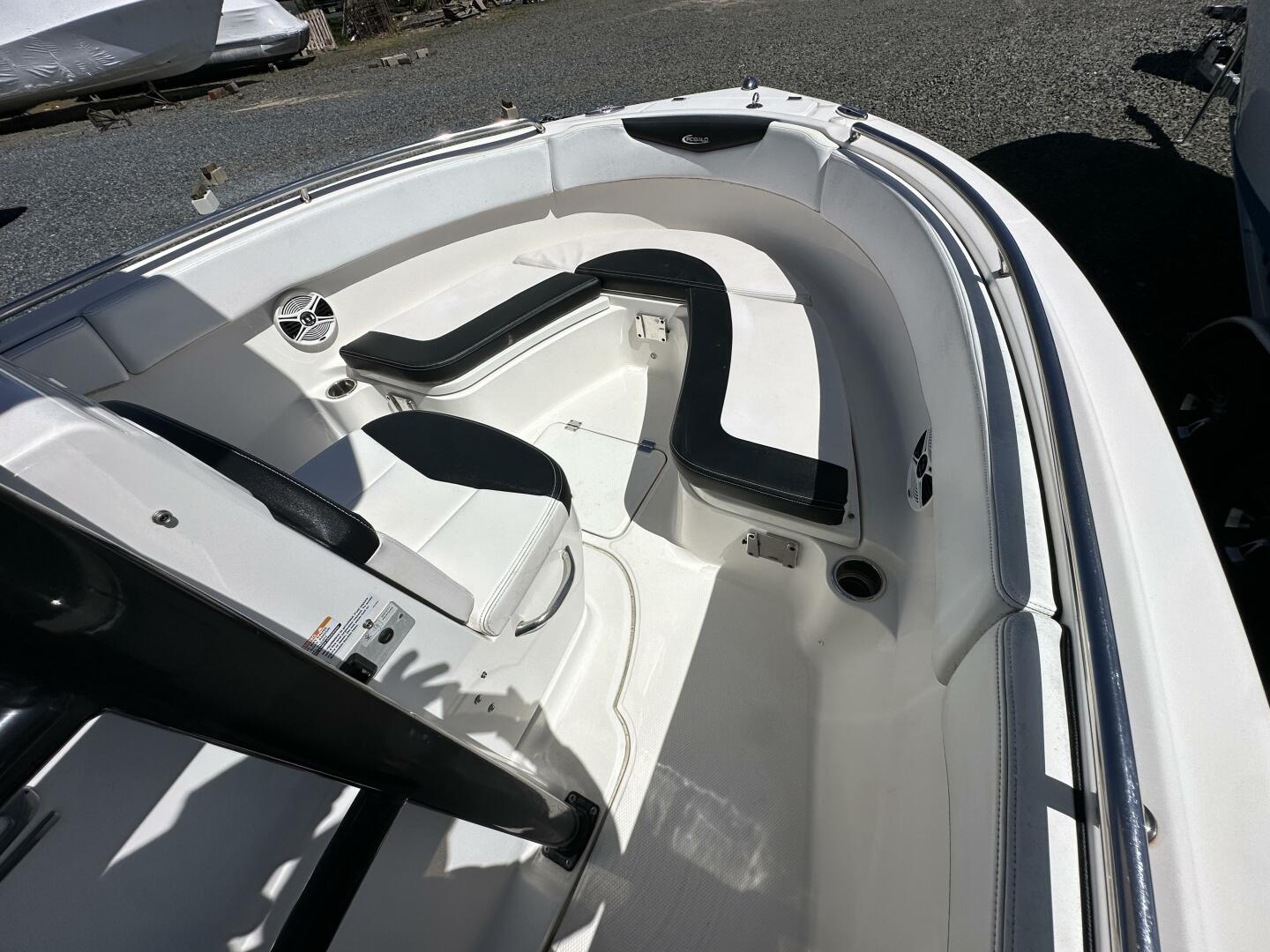 2018 Robalo R222 - Center Console for sale