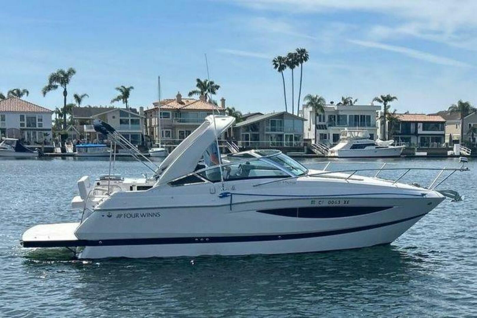 28' Four Winns Vista 275 for Sale | Express Cruiser | 2813590 | Curtis ...