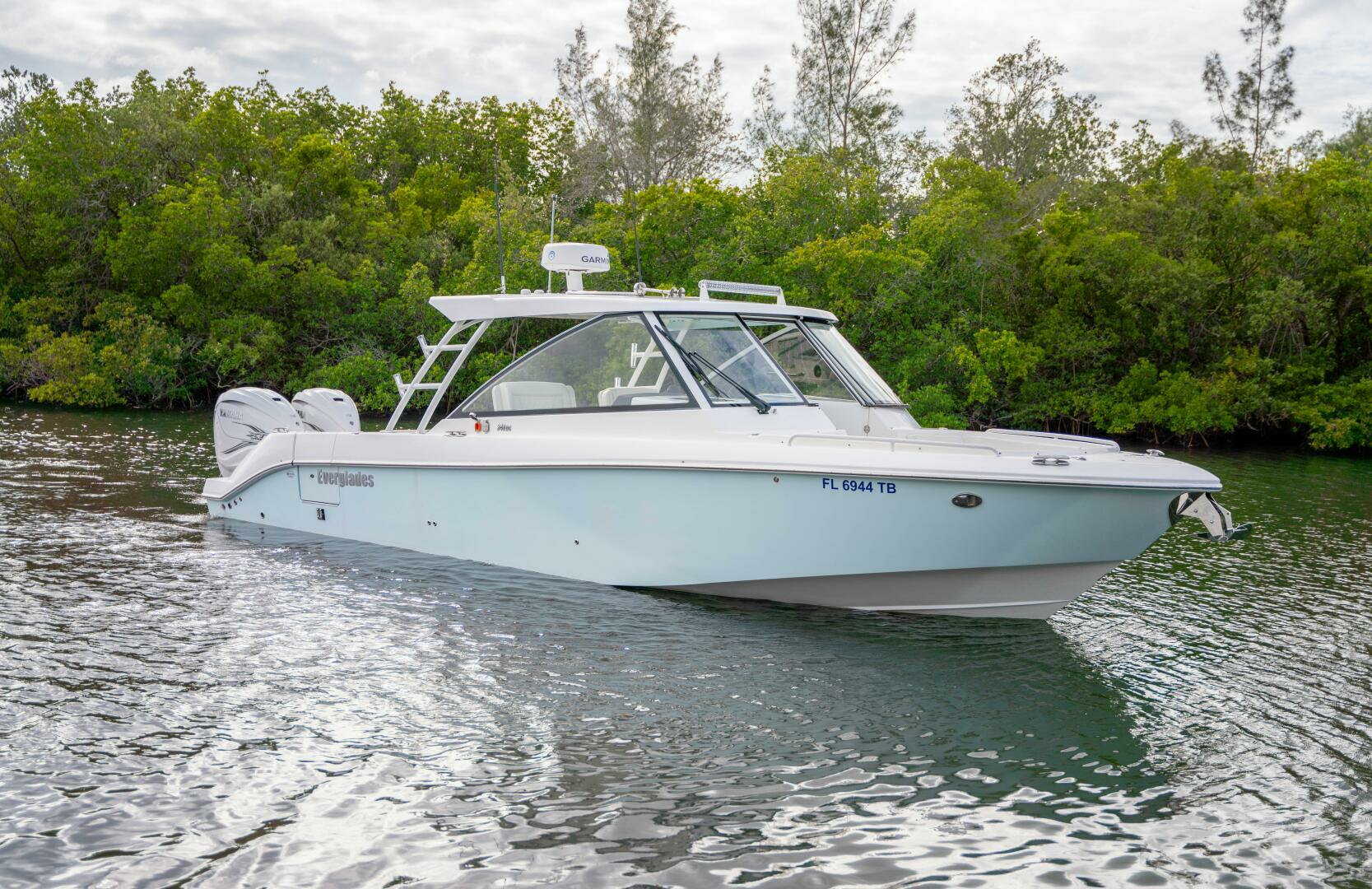 34' Everglades 2022 For Sale