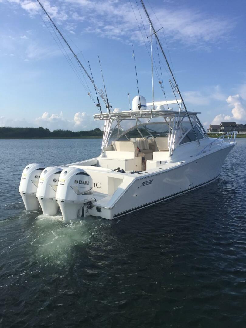 39ft 2009 Jupiter Yacht For Sale Smith Yacht Sales