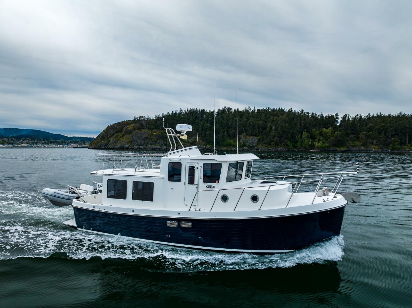 2006 American Tug 34' Yacht For Sale | PASSAGES | Seattle Yachts