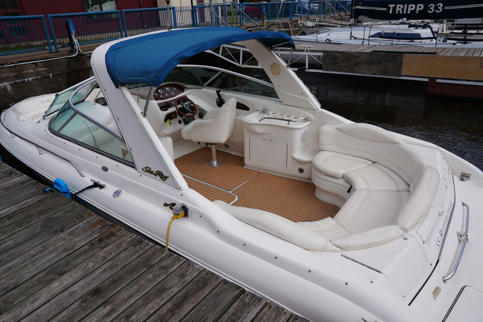 2000 Sea Ray 280 Bow Rider : Barkers Island Marina