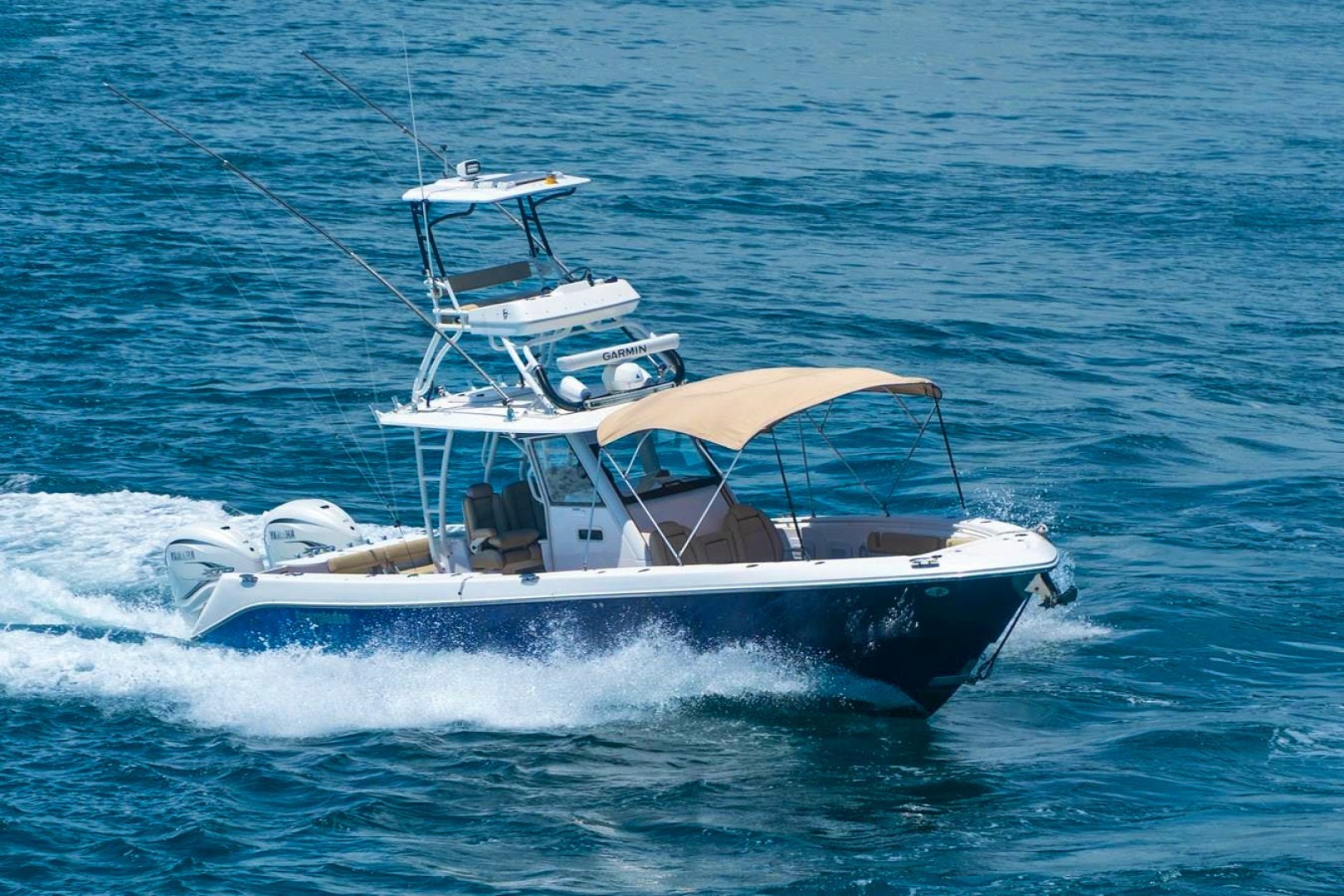 2019 Everglades 355 LOVE ME TENDER - Odysseys Marine & Yachts